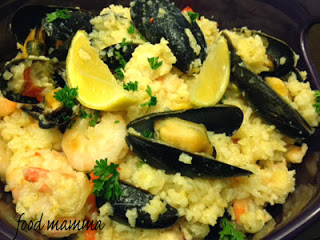 usa rice and seafood paella - Food Mamma