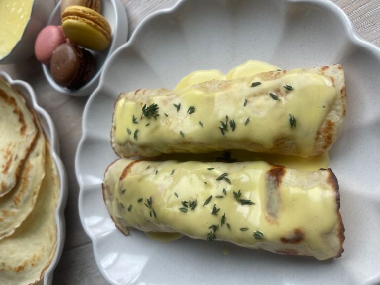 Shrimp Crepes with Hollandaise Sauce - Food Mamma